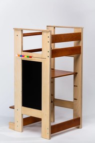 Lucas Wood Style učící věž Žofka - přírodní/mahagon Učící věž s tabulí a kuličkami: přírodní/mahagon