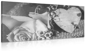 Obraz růže a srdíčko ve vintage černobílém provedení - 120x60 cm