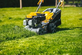 POWERMAT Benzínová sekačka PM-KSS-5S, s pohonem 5 koní, 40 l, 5v1 PM0976