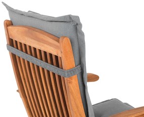 Sada 2 dřevěných zahradních židlí s šedými polštáři MAUI Beliani