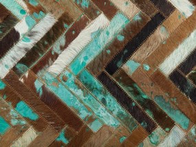Patchwork koberec z hovězí kůže v hnědo-modrých odstínech 160x230 cm AMASYA Beliani