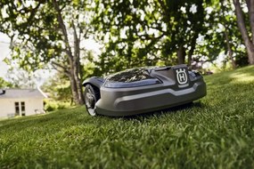 Husqvarna Automower 310 Mark II automatická robotická sekačka - mega SLEVA + domeček ZDARMA !