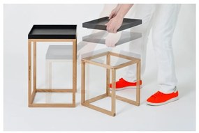 Sada 2 dubových odkládacích stolků s černou deskou Wireworks Oak