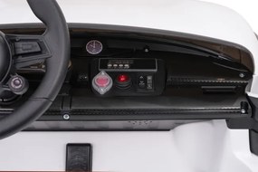 Elektrické autíčko Porsche Taycan Turbo S bílé