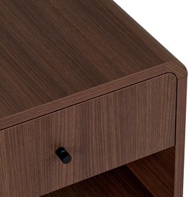 Noční stolek v dekoru ořechu v tmavě přírodní barvě Parila – Nordure
