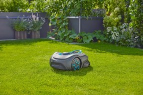 © 2024 - 2025 GARDENA Robotická sekačka smart SILENO free, 700 m²