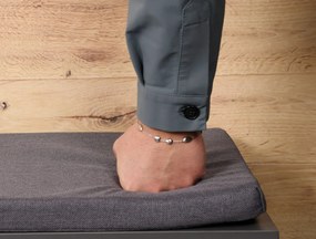 Botník se sedákem a uzavřenými policemi, MDF, Kesper