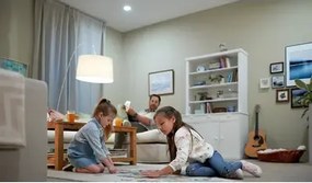WiZ Filament G125 čirá / Chytrá LED žárovka / E27 / 2700-6500K / 7 W /