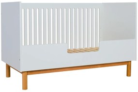 Bílá lakovaná dětská postýlka Quax Mood 140 x 70 cm
