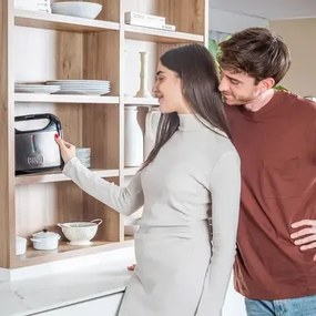 Black+Decker BXSA753E černá, nerez / Sendvičovač / 750 W / 2 sendviče