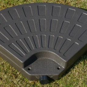 Stojan na slunečník naplnitelný 17 kg vody nebo 25 kg písku z HDPE v kávové barvě 100x100x10,5 cm pro slunečníky | Aosom.de
