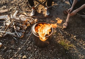 Solo Stove Ranger s podstavcem