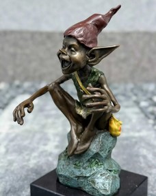 Bronzová socha - Skřítek pohádková figurka