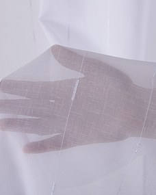 Záclona voálová jednoduchá s řasící páskou barva bílá látka poloprůhledná, pletený vzor, vzorované