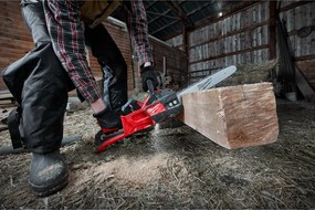 Milwaukee M18FCHS35-122 aku řetězová pila 35cm 2x12Ah 4933499223