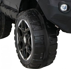 Ramiz Pickup Toyota Hilux černý
