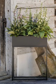 Moderní květináč na nožičkách STYLE, ocel, šířka 60 cm, černý mat