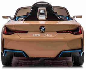 Elektrické autíčko BMW i4 zlaté