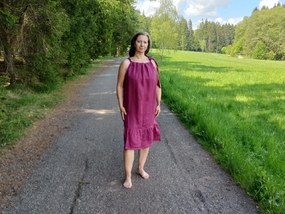 Lněné šaty s mašlí u krku - fuchsiové Rozměr: UNI