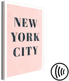 Obraz New York ve stylu glamour (1-dílný) svislý - růžové pozadí a nápis