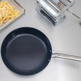 Pánev s keramickým povrchem ø 26 cm Meda 4.0 – FABINI