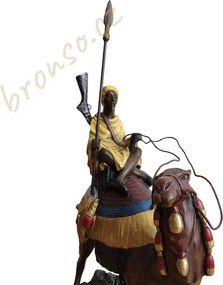 Bronzová socha arabského jezdce na velbloudovi – signováno A. Léonard, pravý bronz na mramoru