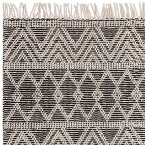 Tribeca Design Kusový koberec Whiskers Black Rozměry: 160x230 cm