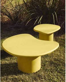 Betonový zahradní stolek 47x48 cm Macarella – Kave Home