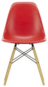 Eames Fiberglass chair DSW javor červená Vitra
