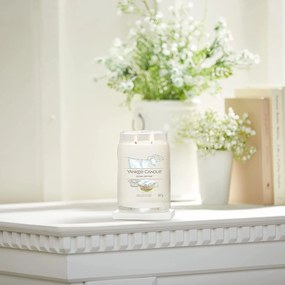 Yankee Candle vonná svíčka Signature ve skle velká Clean Cotton  567 g