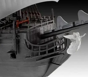 Revell Black Pearl / Plastikový model / 1:150 / Počet dílků 112 / Obtí