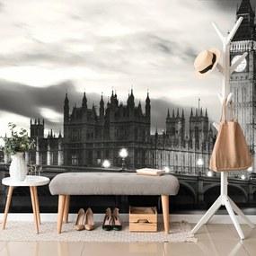 Tapeta Big Ben v Londýně v černobílém provedení - 375x250 cm