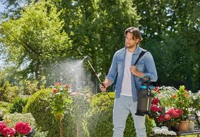 Ruční postřikovač 5 L Gardena Plus 11138-20