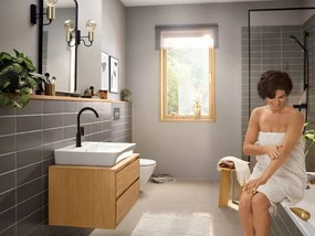 Hansgrohe Rebris E, vysoká umyvadlová baterie 210 s otočným výtokem a odtokovou soupravou s táhlem, černá matná, 72576670