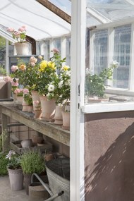 Malý květináč Københavner vysoký s podstavcem 14 cm růžový