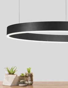 LED lustr Motif 80 černé stmívatelné
