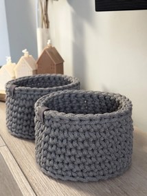 Háčkov Kulatý háčkovaný košík - Classic Barva: Stone grey, Průměr dřevěného dna: S - 15 cm