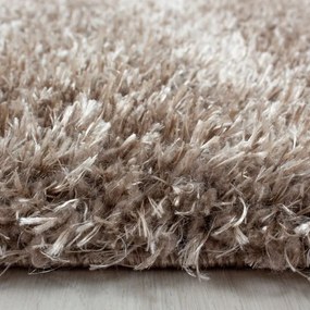 Vopi | Kusový koberec Brilliant shaggy 4200 taupe - 160 x 230 cm