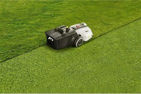 Robotická sekačka Mammotion YUKA 2000 (model 2025) + LUBA sada nožů 24 ks