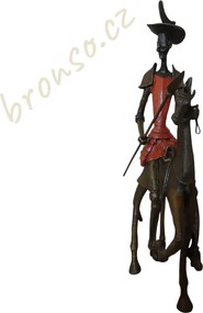Don Quijote na koni – bronzová socha rytíře ve stylu Salvadora Dalího