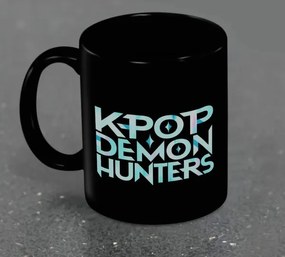 Hrnek Pyramid International K-Pop Demon Hunters - K Pop Logo 315 ml Vícebarevná