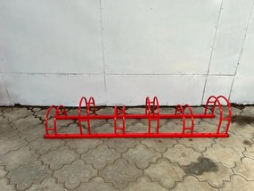 Stojan pro dětská kola obloukový oboustranný (KS-220) Počet stání: pro 4 kola, Povrchová úprava: prášková barva (červená)