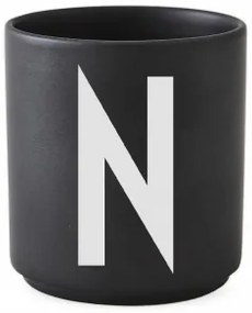 Hrnek s písmenem N, černá Design Letters