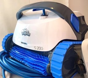 Dolphin S200 bazénový vysavač