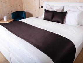Biante Saténový přehoz/běhoun na postel Satén LUX-019 Čokoládově hnědý 50x140 cm