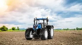 SIKU Farmer - traktor New Holland T7 / 1:32 / od 3 let
