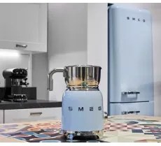 Napěňovač mléka SMEG MFF01PKEU - růžový