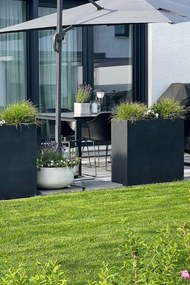 Květináč ELEMENTO, sklolaminát – vzhled kamene, šířka 88 cm, antracit