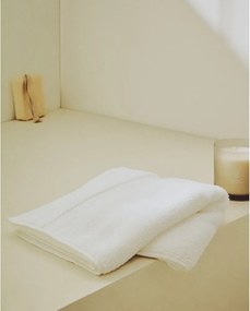 Bílý froté bavlněný ručník 30x50 cm Olvira – Kave Home