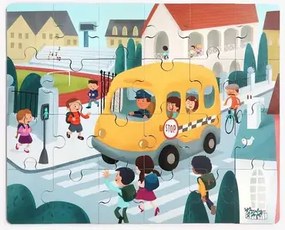 TOP BRIGHT Dřevěné puzzle s hračkou Školní autobus / 24 dílků